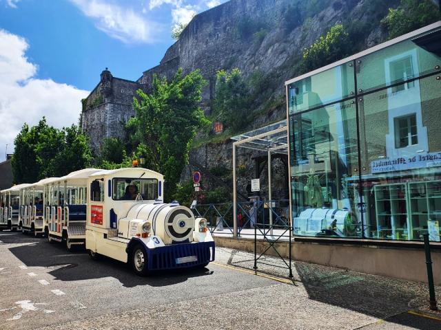 Le petit train de Lourdes | Office de Tourisme de Lourdes